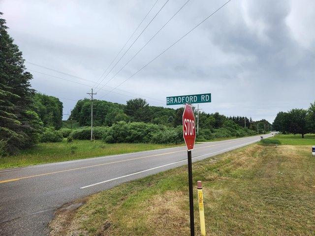 Bradford Rd, Manistee, MI 49660