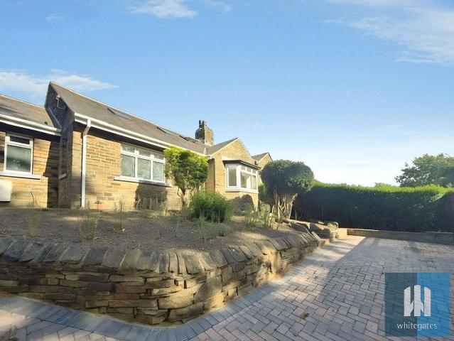 Bradford Road, Baliff Bridge, Brighouse HD6, 4 bed bungalow to rent, £1,500 pcm | PrimeLocation