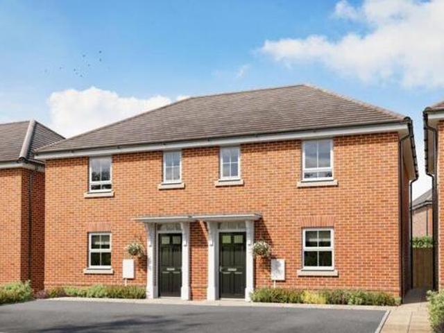 Bradford Road, East Ardsley, 3 Bedroom Semi detached