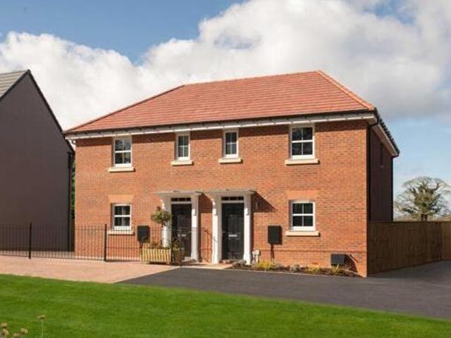 Bradford Road, East Ardsley, 3 Bedroom Semi detached