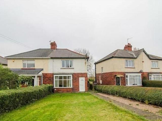 Bradford Road, Tingley, 3 Bedroom Semi detached