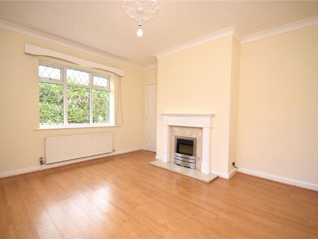 Bradford Road, Tingley, Wakefield, West Yorkshire, WF3 1QT