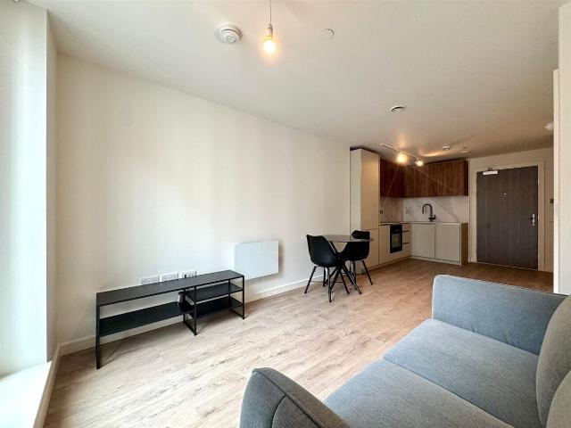 Bradford Street, Birmingham B12, 1 bed flat to rent, £950 pcm | PrimeLocation