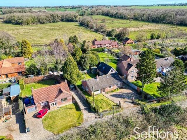 Bradfield Common, White Gates, Bradfield, 4 Bedroom Detached