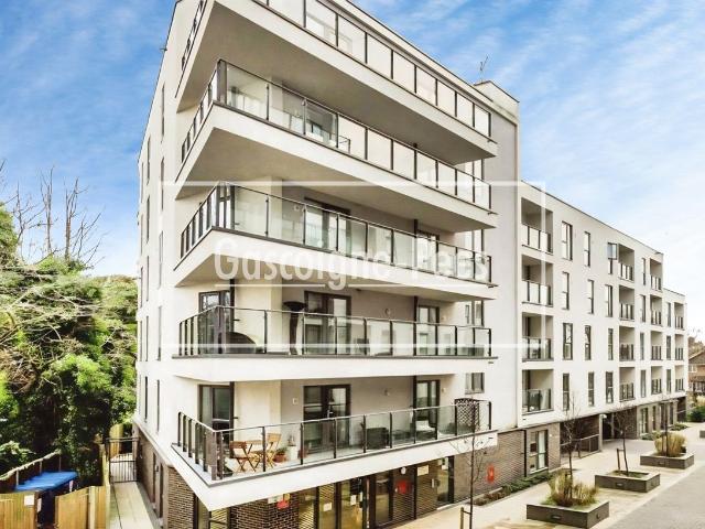 Bradfield House, Woking GU22, 1 bed flat to rent, £1,300 pcm | PrimeLocation