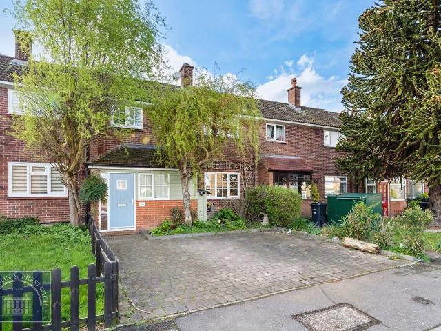 Brading Crescent, Wanstead E11, 2 bed terraced house to rent, £2,400 pcm | PrimeLocation