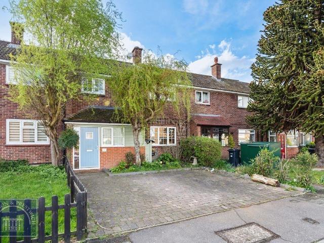 Brading Crescent, Wanstead