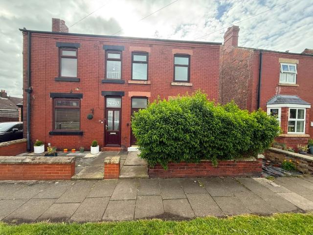 Bradley Lane, Wigan WN6, 3 bed terraced house to rent, £850 pcm | PrimeLocation