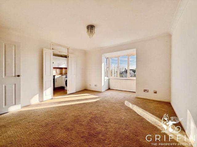 Bradleigh Avenue, Grays, RM17