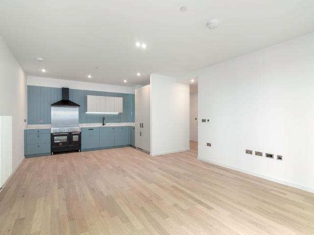Bradshaw Yard, Brentford TW8, 2 bed flat to rent, £2,950 pcm | PrimeLocation