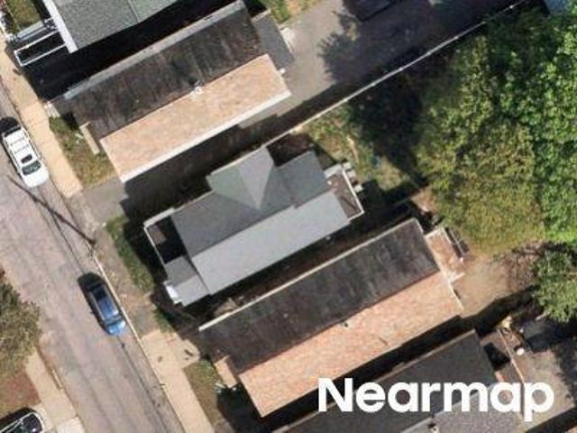 Bradt St