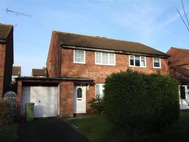 Bradville MK13, 3 bed semi detached house to rent, £1,550 pcm | PrimeLocation