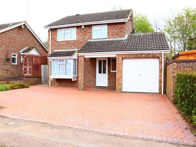 Bradvue Crescent, Bradville, Milton Keynes MK13, 3 bed detached house to rent, £1,650 pcm | PrimeLocation
