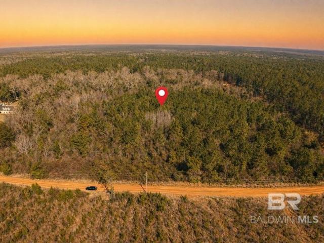 Brady Rd, Bay Minette, AL 36507