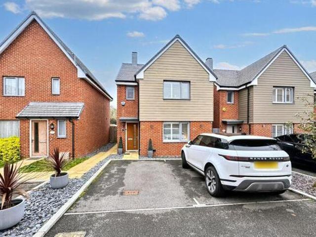 Braeburn Close, Swanley, 3 Bedroom Detached
