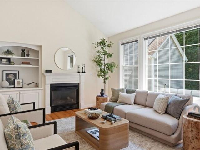 Braeburn Ln Unit,ashland, Condo For Sale