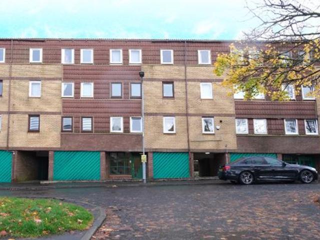 Braehead Road, Glasgow, 2 Bedroom Flat