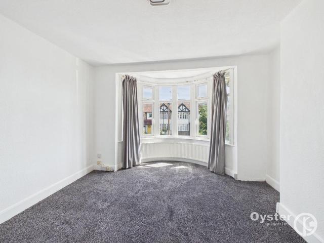 Braemar Avenue, London, NW10 1 bed flat to rent £1,450 pcm £335 pw