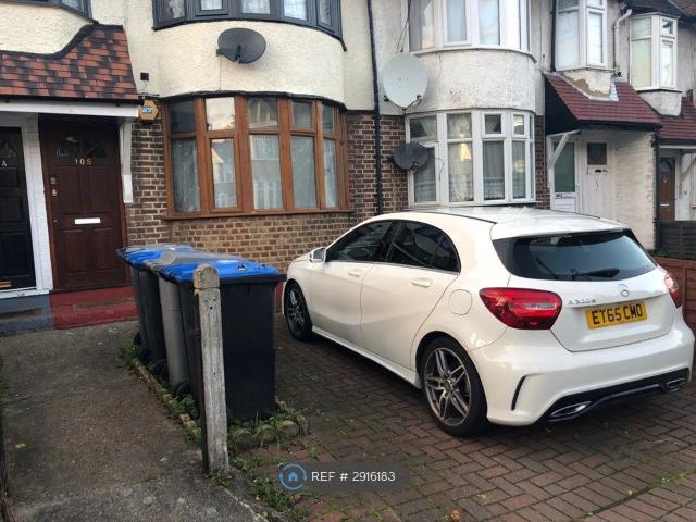 Braemar Avenue, London NW10, 2 bed maisonette to rent, £1,700 pcm | PrimeLocation