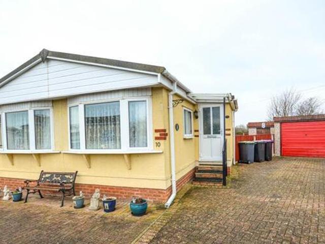 Braemar Residential Park, Kirkby Green, 2 Bedroom Park