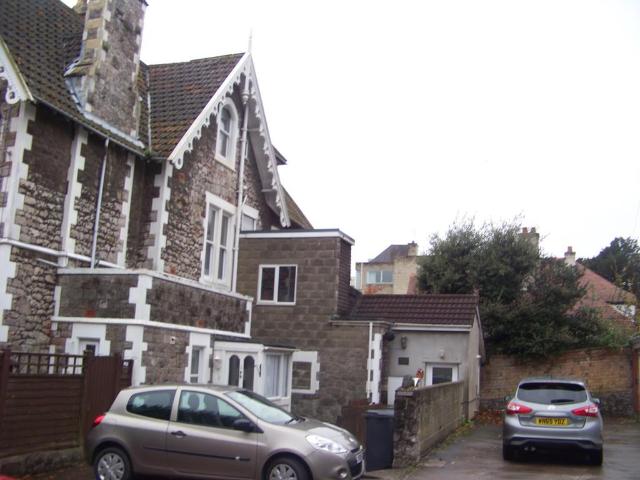 Braeside, Weston Super Mare BS23 3 bed maisonette to rent £1,150 pcm £265 pw