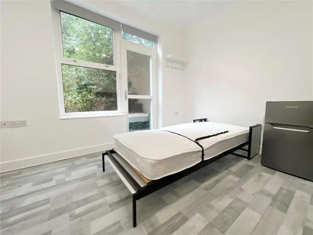 Braidley Road, Bournemouth, BH2