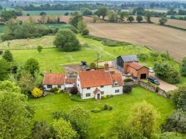 Braiseworth, 6 Bedroom Detached