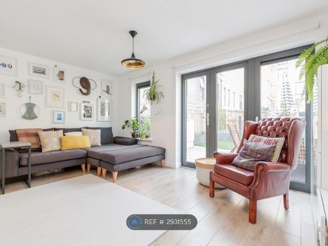 Bramah Road, London SW9, 3 bed terraced house to rent, £3,900 pcm | PrimeLocation