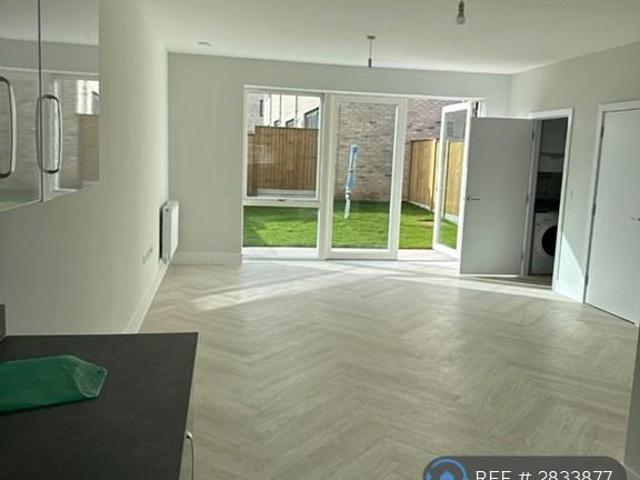 Bramble Road, Bristol, BS10 4 bed semi detached house to rent £3,600 pcm £831 pw