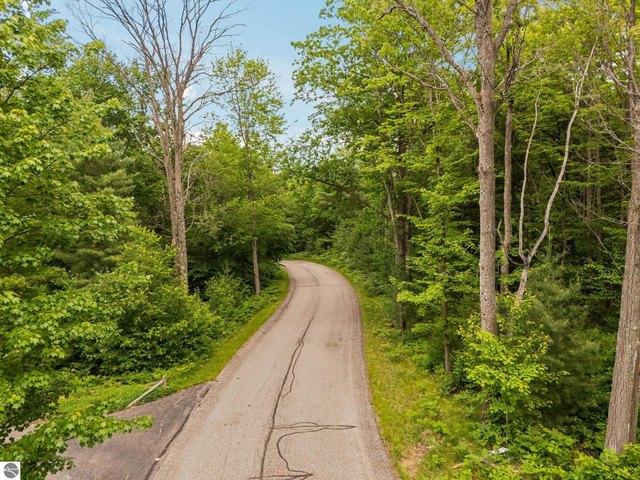 Bramblewood Dr Lot 64, Cadillac, MI 49601