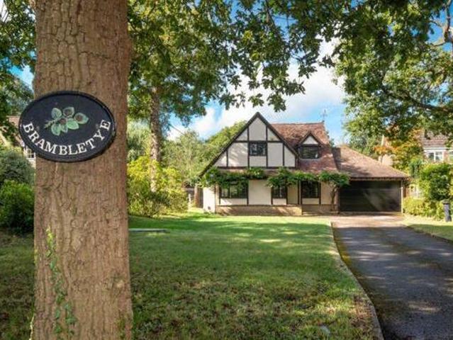 Brambletye, Horsham Road, 4 Bedroom Detached