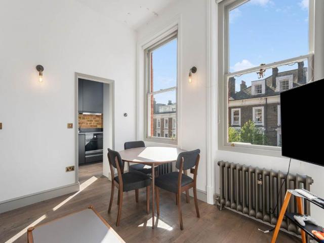 Bramham Gardens London, 2 bed apartment to rent £3,250 pcm £750 pw