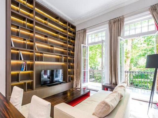 Bramham Gardens, London, 2 Bedroom Apartment