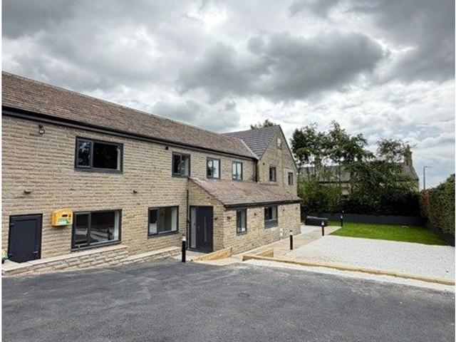 Bramley Lane, Halifax HX3, 3 bed terraced house to rent, £1,550 pcm | PrimeLocation