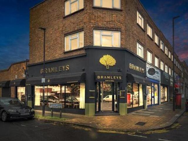 Bramley Road, Oakwood, Commercial Development For