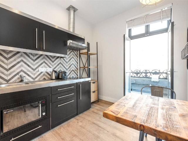 Bramley Road, London W10, 1 bed flat to rent, £1,000 pcm | PrimeLocation