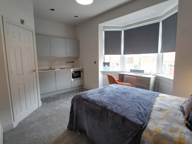Bramley Road, Leicester LE3, Room to rent, £675 pcm | PrimeLocation