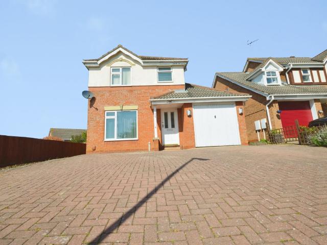 Bramshill Avenue, Kettering NN16, 3 bed property to rent, £1,300 pcm | PrimeLocation
