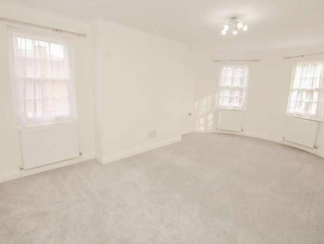 Brampton Court, Brampton Grove, Hendon, NW4