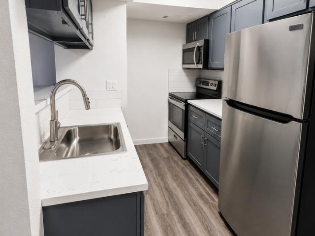 Bramwell Park 2 Bedroom Apartment for Rent at 9707 S Gessner Rd, Houston, TX 77071 Braeburn