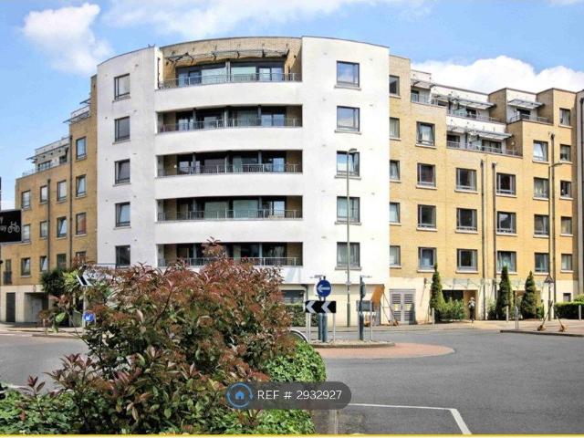 Bramwell Place, Woking GU21, 1 bed flat to rent, £1,350 pcm | PrimeLocation