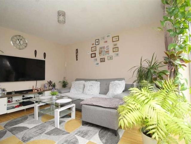 Brancepeth Place, Woodston, Peterborough, PE2