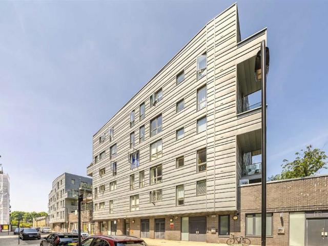 Branch Place, London N1 2 bed flat to rent £4,000 pcm £923 pw