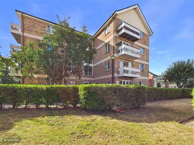 Branagh Court, Oxford Road, Reading. 2 bed apartment to rent £1,550 pcm £358 pw