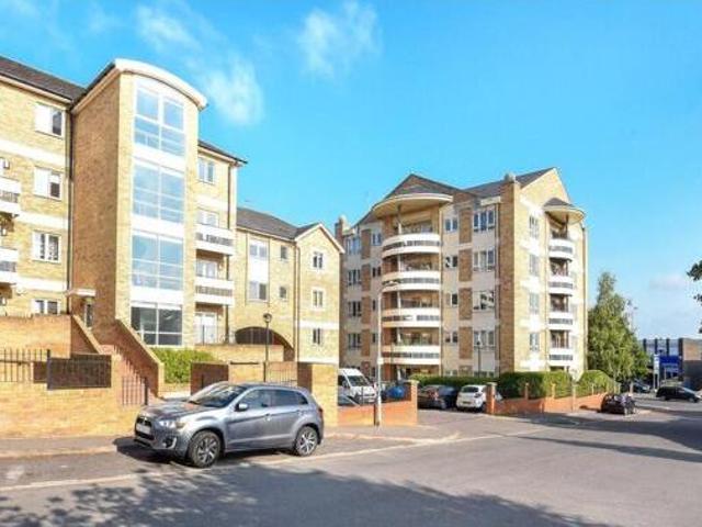 Branagh Court, Reading, 2 Bedroom Apartment