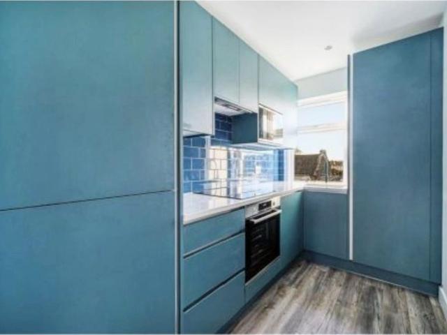 Brand New 1 Bed Flat to Let In Shepperds Bush W12