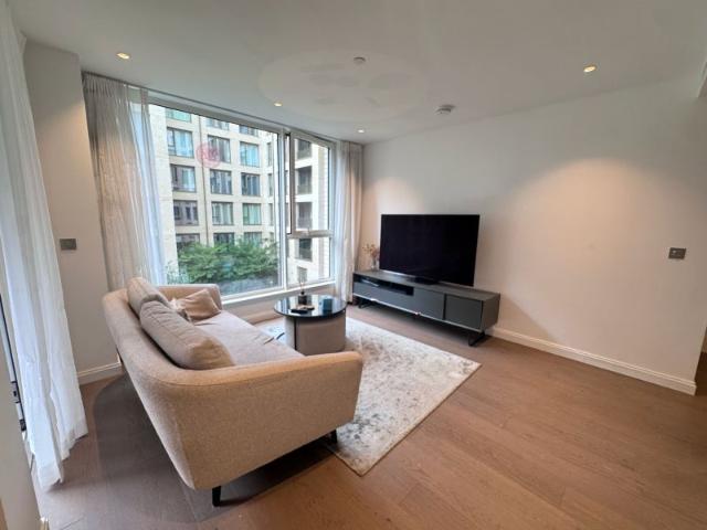 Brand New 1 Bedroom Apartment in the Pinnacle