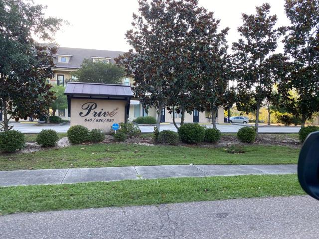 Brand New, Charming 1 Bedroom, 1 Bath Apartment in Historic Old Mandeville