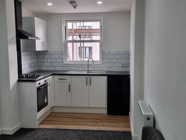 Brand New Apartments on London Road