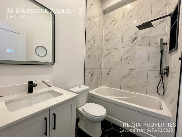 Brand New Bachelor Apartment in the Heart of Downtown